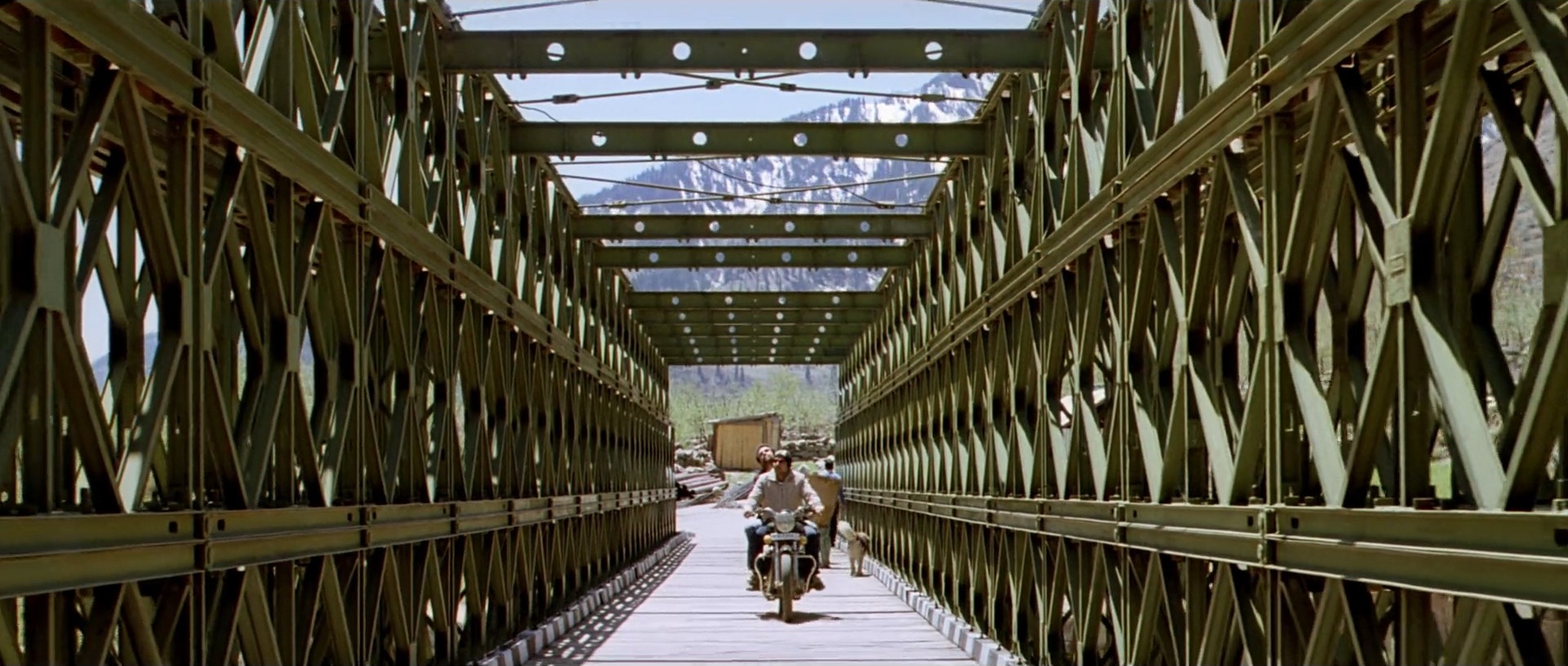 New Shots: Baahubali, Dev. D, and more Indian Movie Screengrabs ...